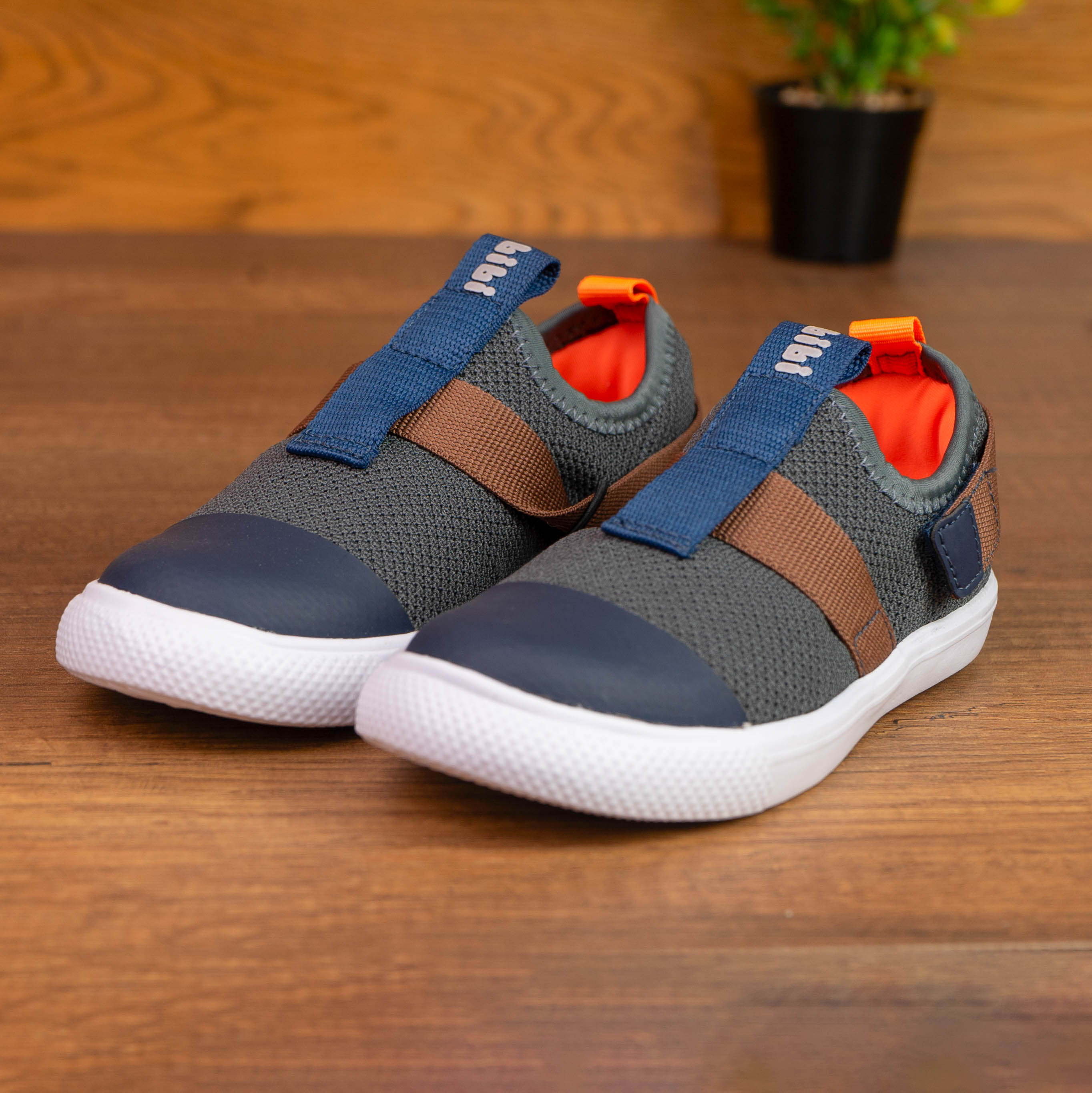 Footzone Algérie - Chaussures et vêtements pour hommes, femmes et ...